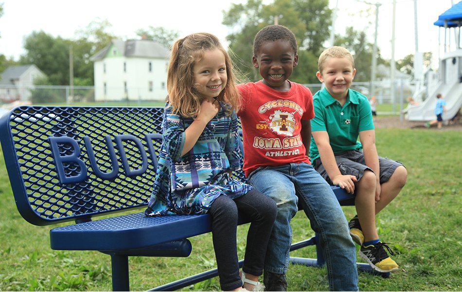 Buddy Benches – Premier Polysteel
