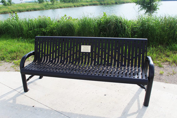 6 Ft. Free Standing Contoured Memorial Bench | Sublimated Ink Plaque